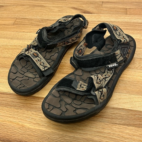 Teva | Shoes | Teva Vintage Scorpion Sandals | Poshmark